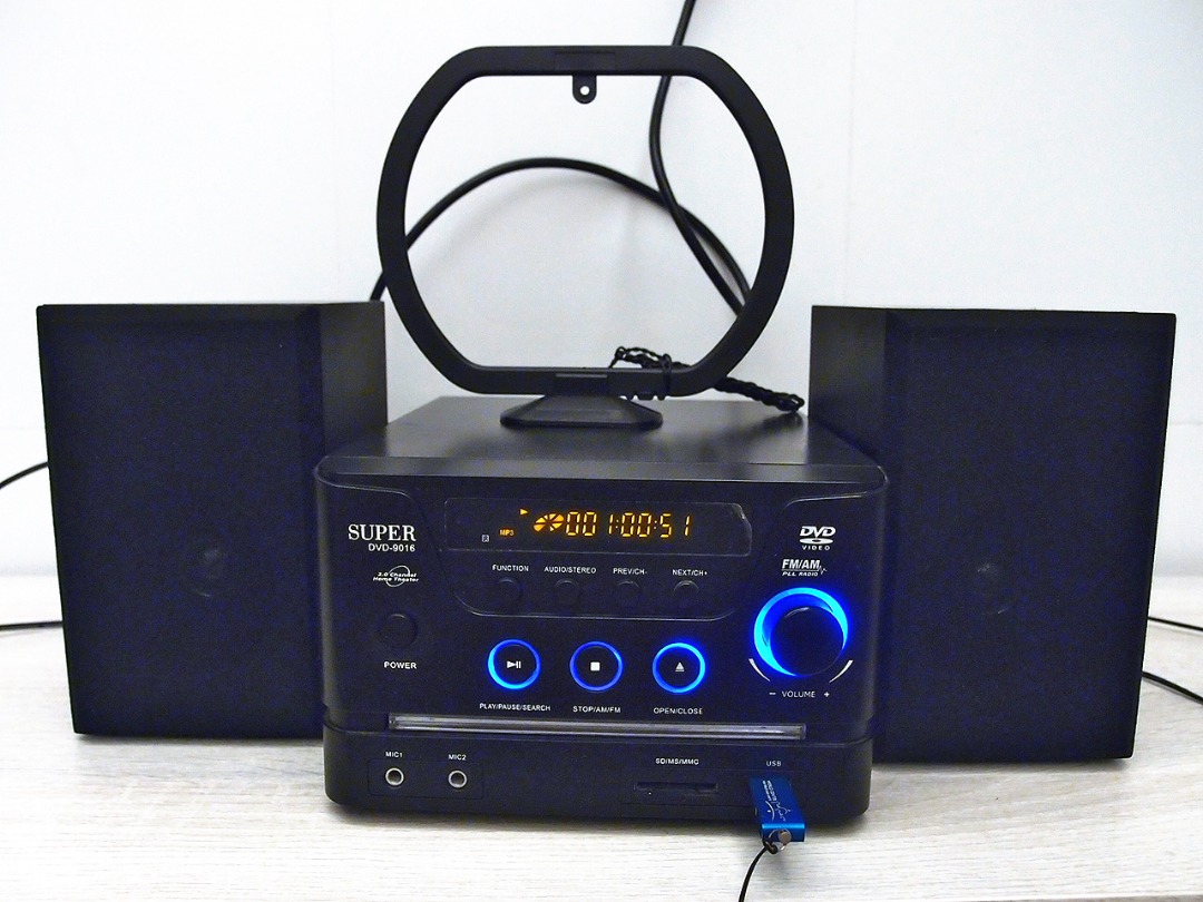 Super DVD-9016 迷你音響組合 ( CD,DVD,AM/FM功能不保證), 音響器材, 其他音響配件及設備 - Carousell