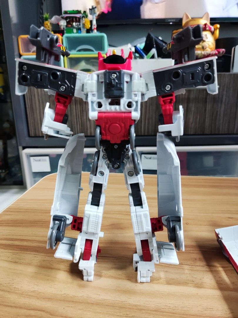 Takara Tomy Plarail Shinkalion Shinkansen Robot Train DXS02 E6 Komachi, Hobbies & Toys, Toys ...