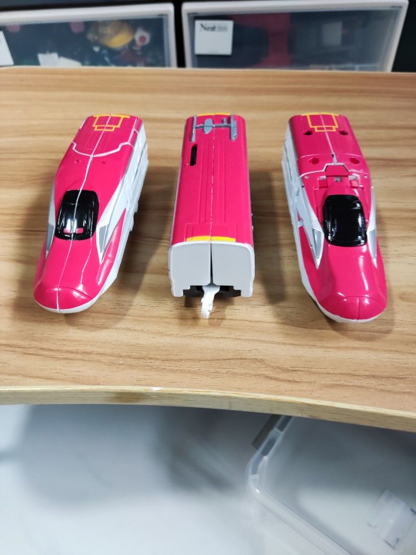 Takara Tomy Plarail Shinkalion Shinkansen Robot Train DXS02 E6 Komachi, Hobbies & Toys, Toys ...