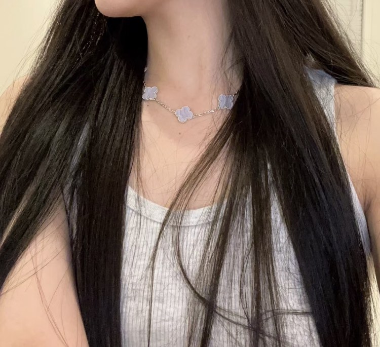 Vca 10 motif alhambra necklace preorder on Carousell