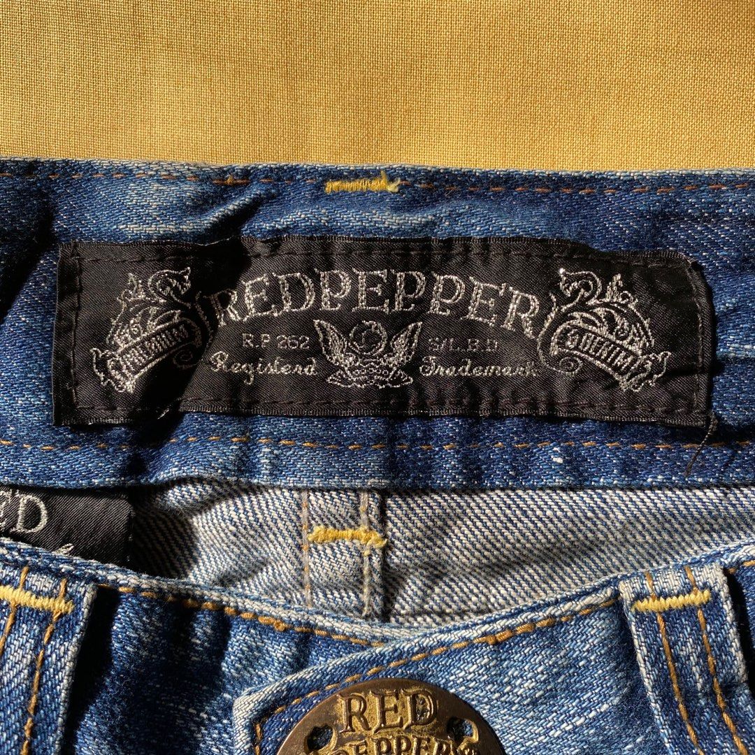 y2k red pepper capri pants jorts on Carousell