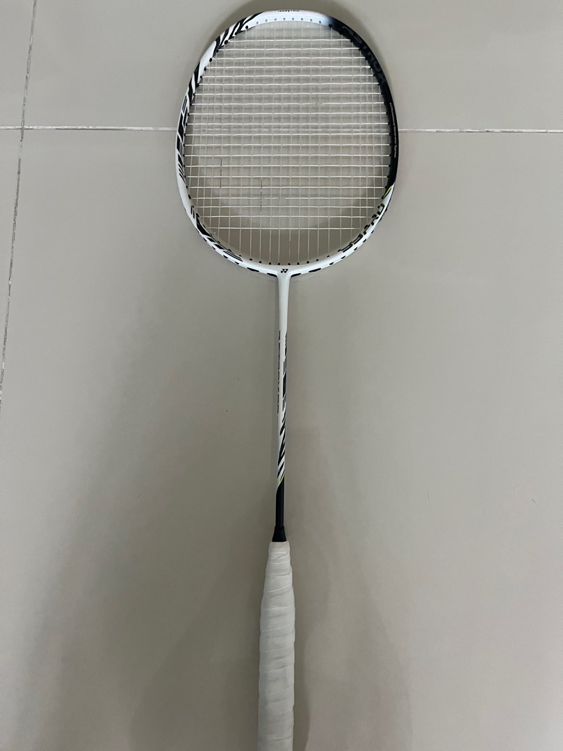 yonex astrox 99pro white tiger version racket, Sports Equipment, Sports ...