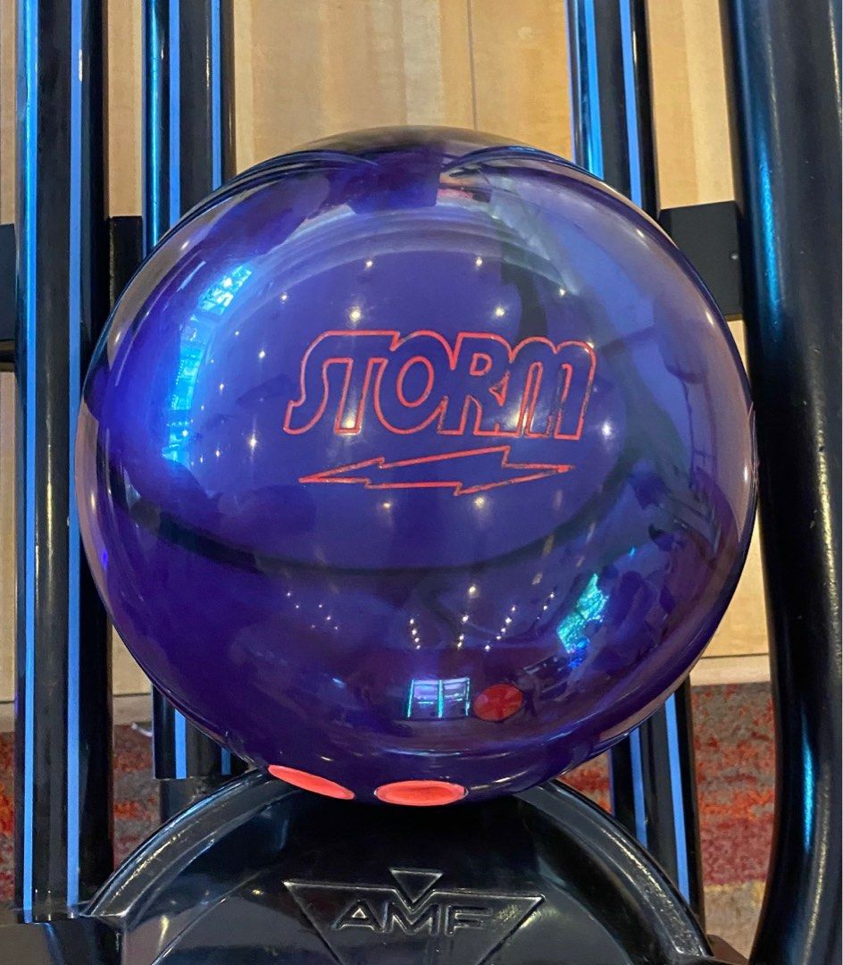 14lbs Storm Revenant Bowling Ball, Sports Equipment, Sports & Games ...