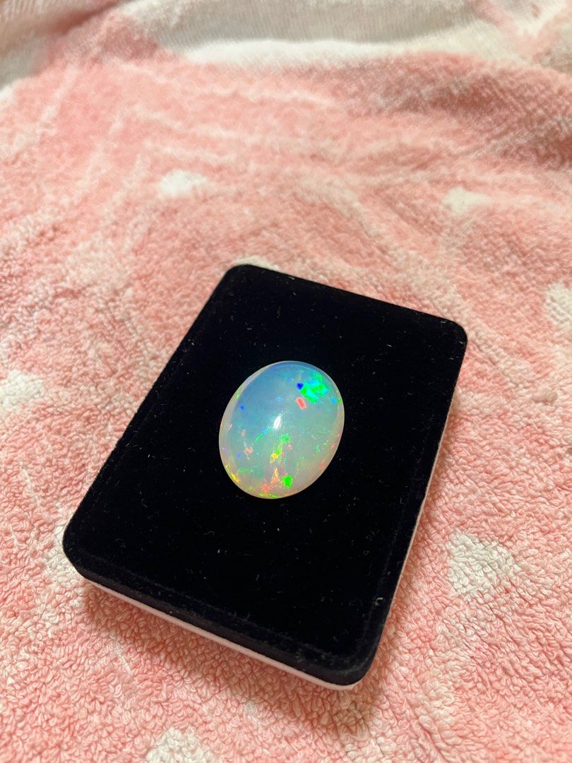 32.51 carats Ethiopian Opal, Women's Fashion, Jewelry & Organisers ...
