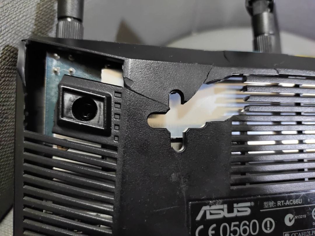 華碩 ASUS RT AC66U 無線路由器 有2個USB埠 過電連線正常 現貨1 2015機 拍室, 電腦及科技產品, 電腦周邊產品 ...
