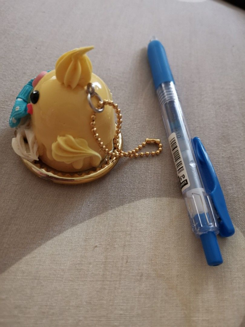 Amuse duck keychain, Hobbies & Toys, Toys & Games on Carousell