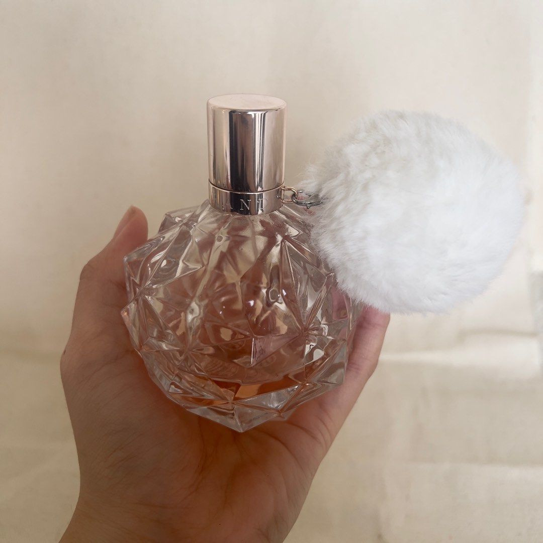 Ariana Grande Perfume - Ari on Carousell