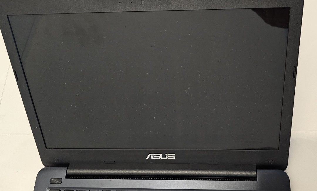 Asus E402S, Computers & Tech, Laptops & Notebooks on Carousell