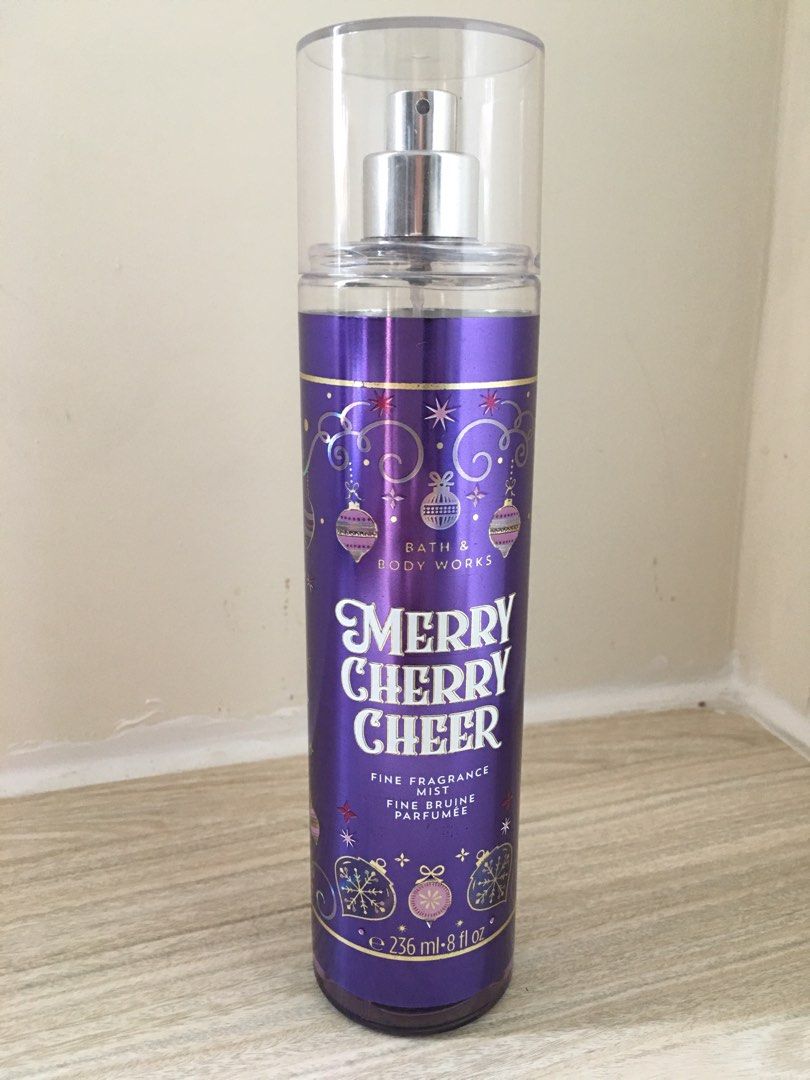 Bath & Body Works Body Mist Parfum Merry Cherry Cheer, Kesehatan ...