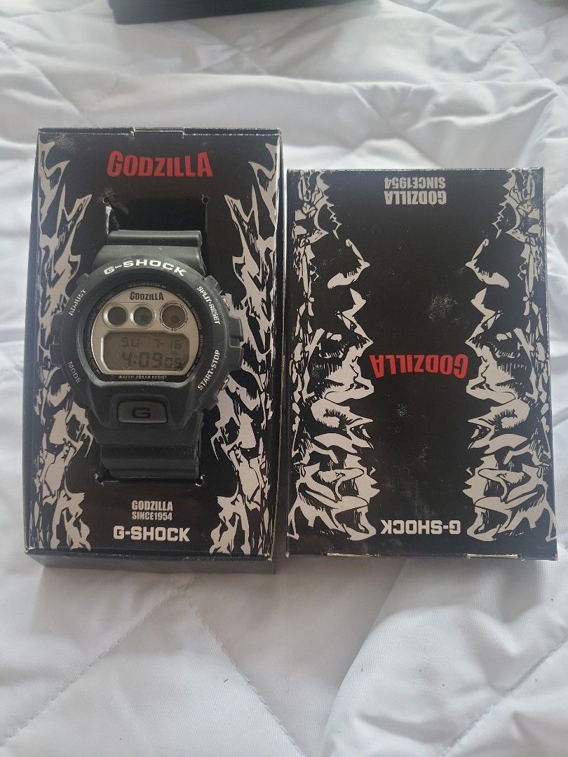 Limited editiin BNIB G Shock Dw 6900 x Godzilla collaboration Model ...