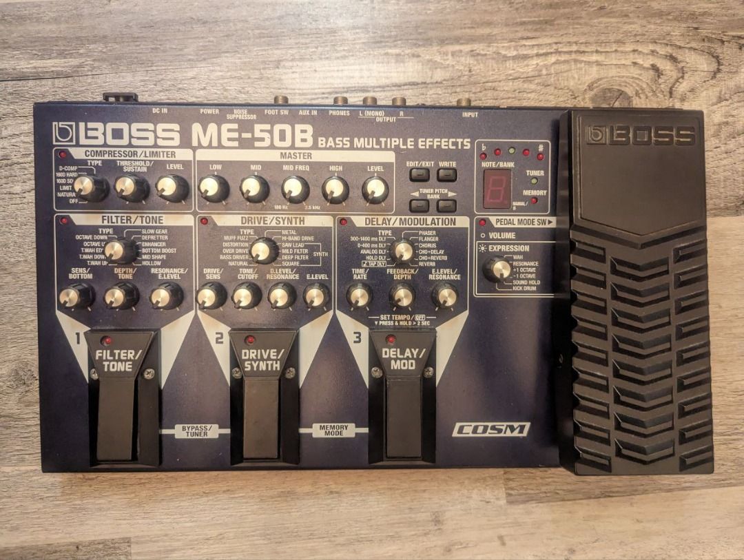 BOSS ME-50B Bass Guitar Multi-Effects Pedal, Hobbies & Toys, Music ...