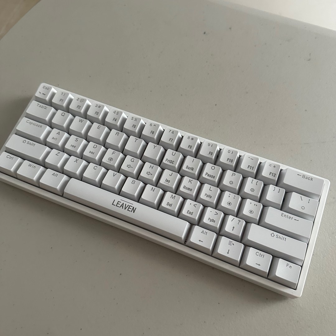 Brand new Leaven k620 mechanical keyboard wireless with lights ...