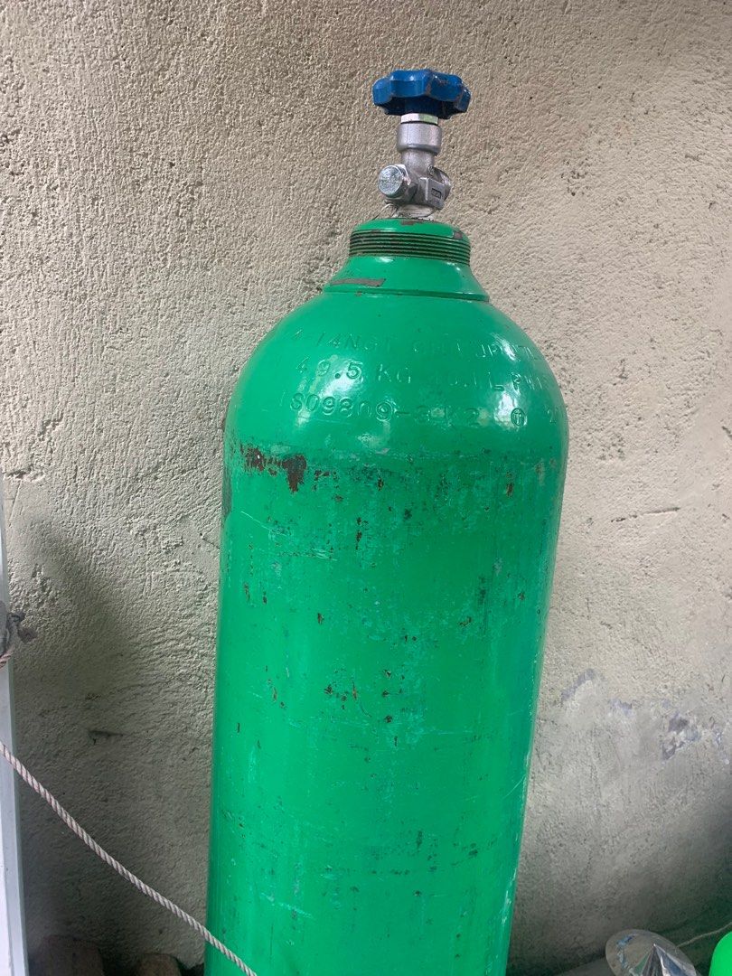 BRAND NEW OXYGEN TANK WITH OXYGEN 50 LBS WITH REGULATOR on Carousell