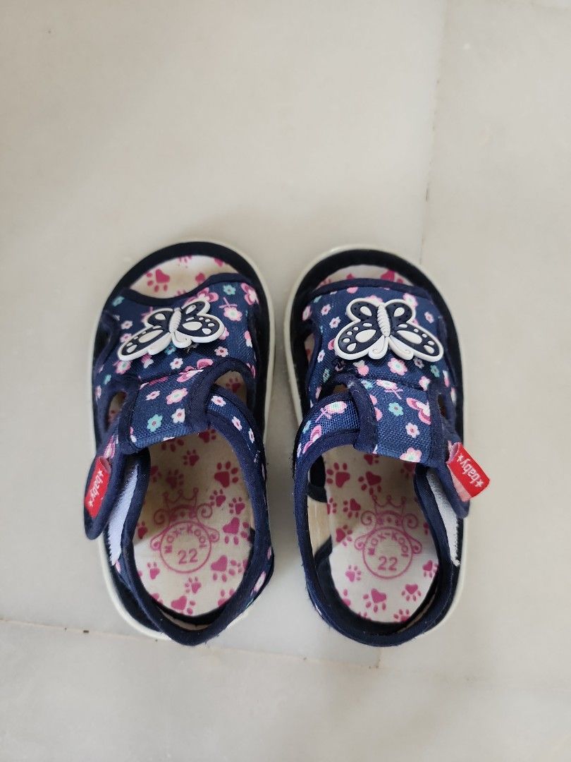 Butterfly shoe, Babies & Kids, Babies & Kids Fashion on Carousell