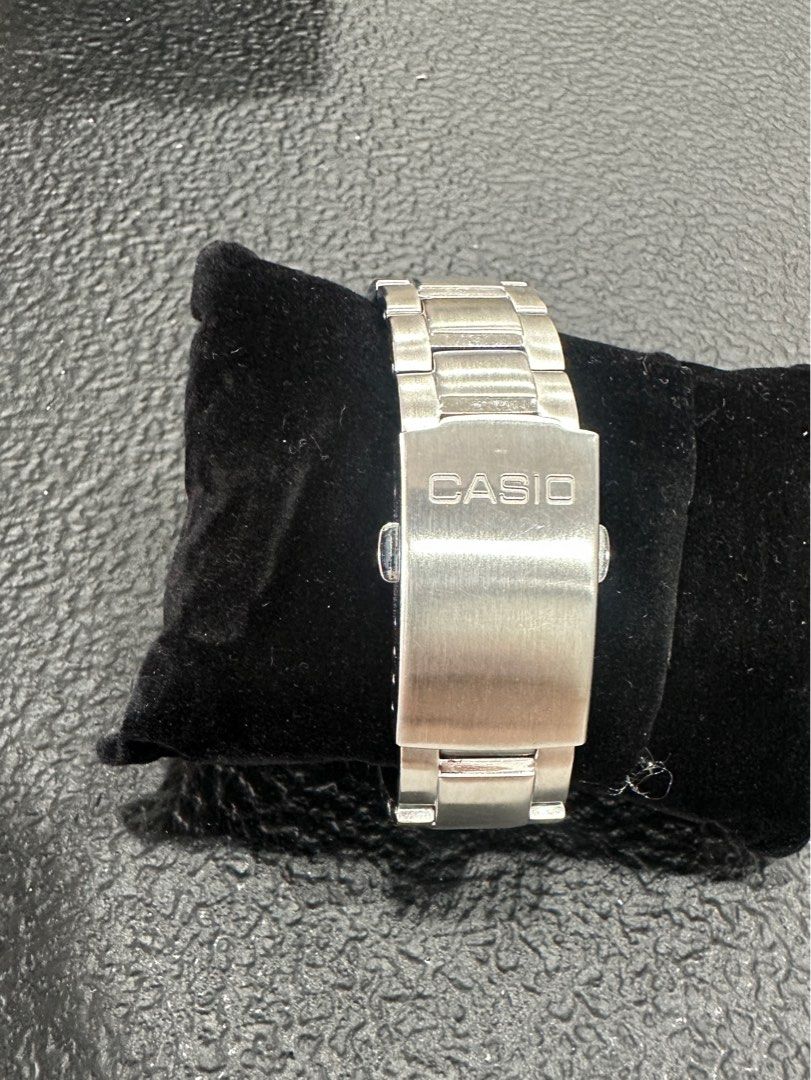 Casio Edifice, Men's Fashion, Watches & Accessories, Watches on Carousell