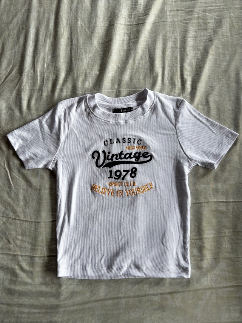 Classic Vintage Croptop, Women's Fashion, Tops, Others Tops on Carousell