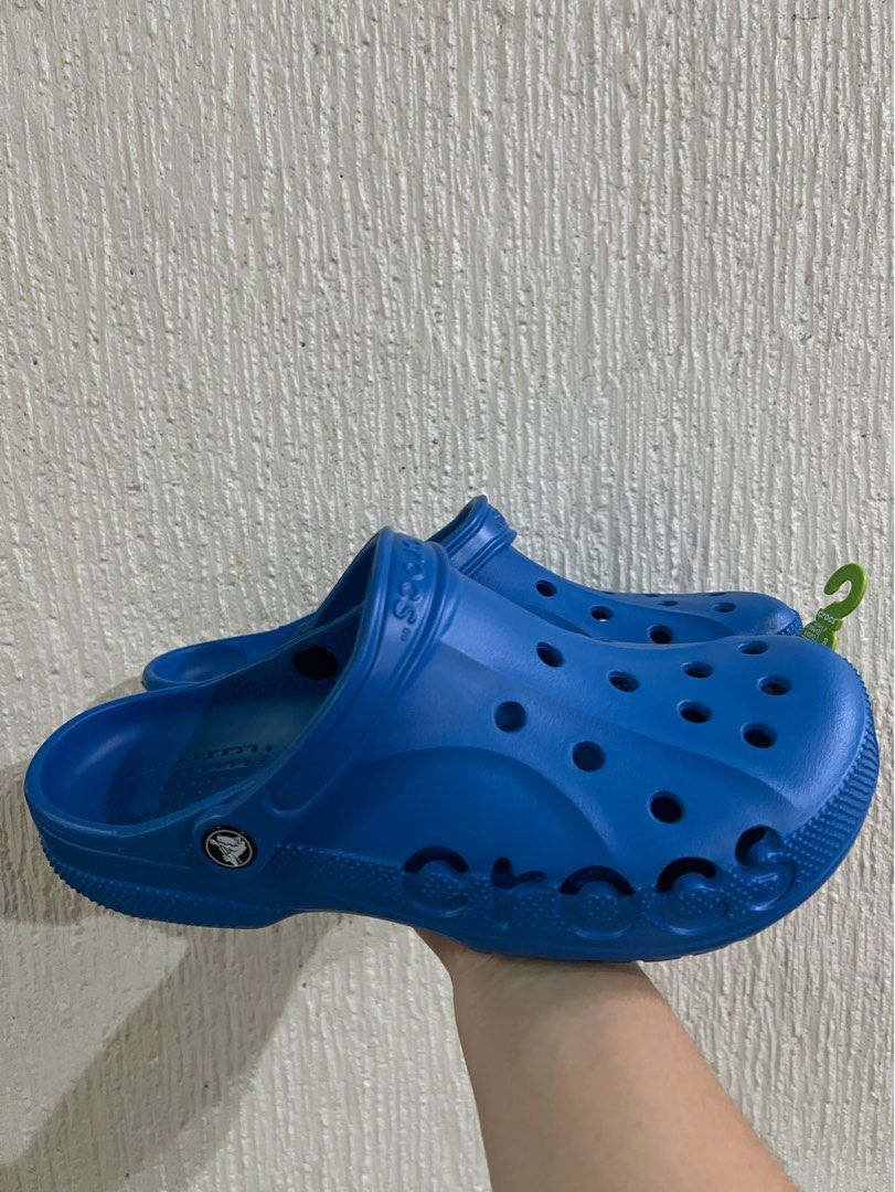 Crocs Baya Clogs M10, Men's Fashion, Footwear, Slippers & Slides on ...
