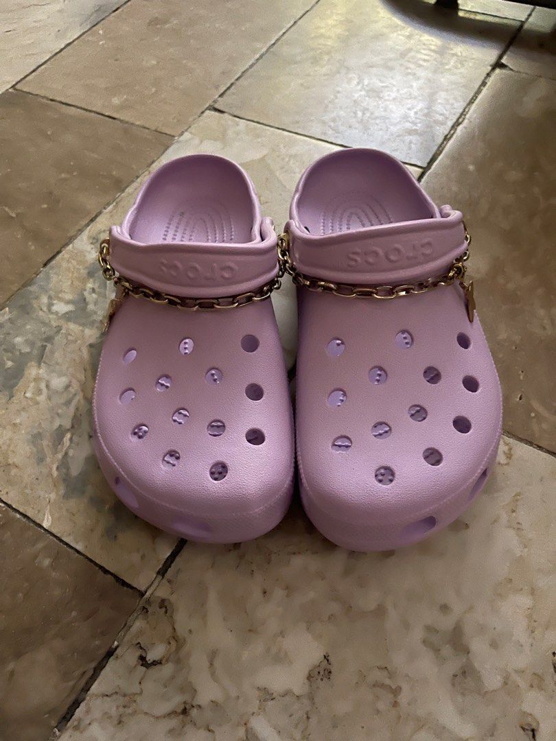 Crocs Lilac with Chain W8 on Carousell