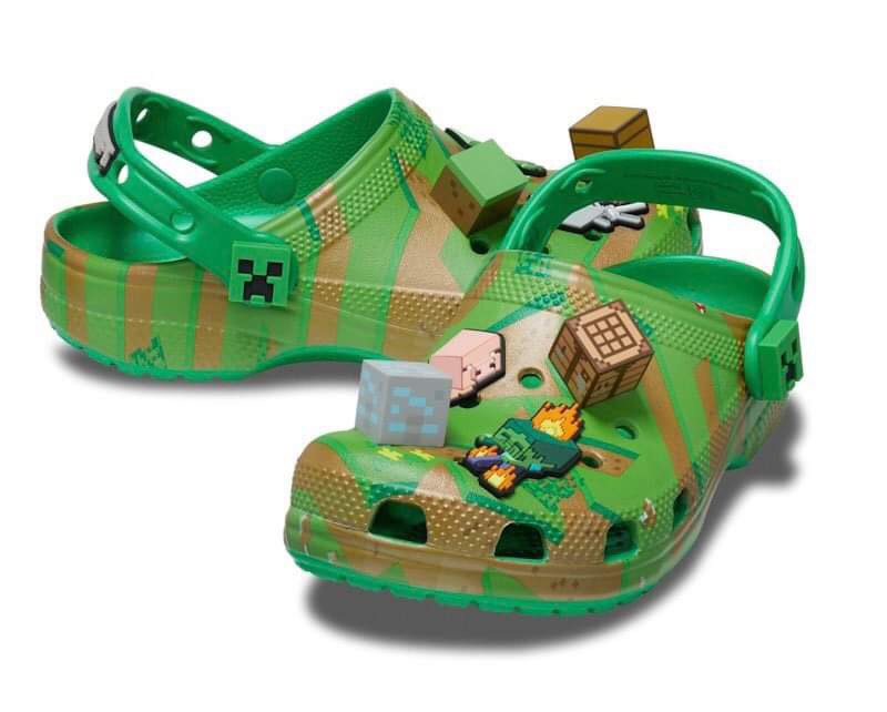 Crocs Limited Edition Minecraft, Babies & Kids, Babies & Kids Fashion ...