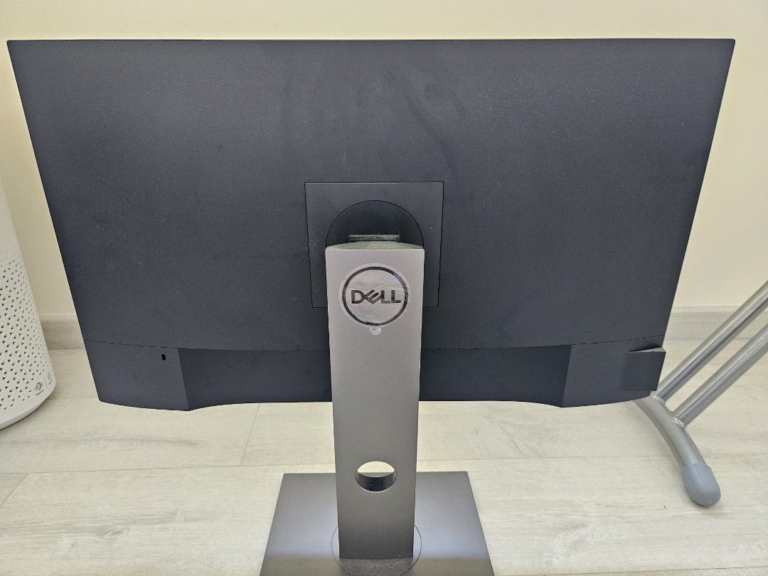 Dell 27 Inch Monitor, Computers & Tech, Parts & Accessories, Monitor ...