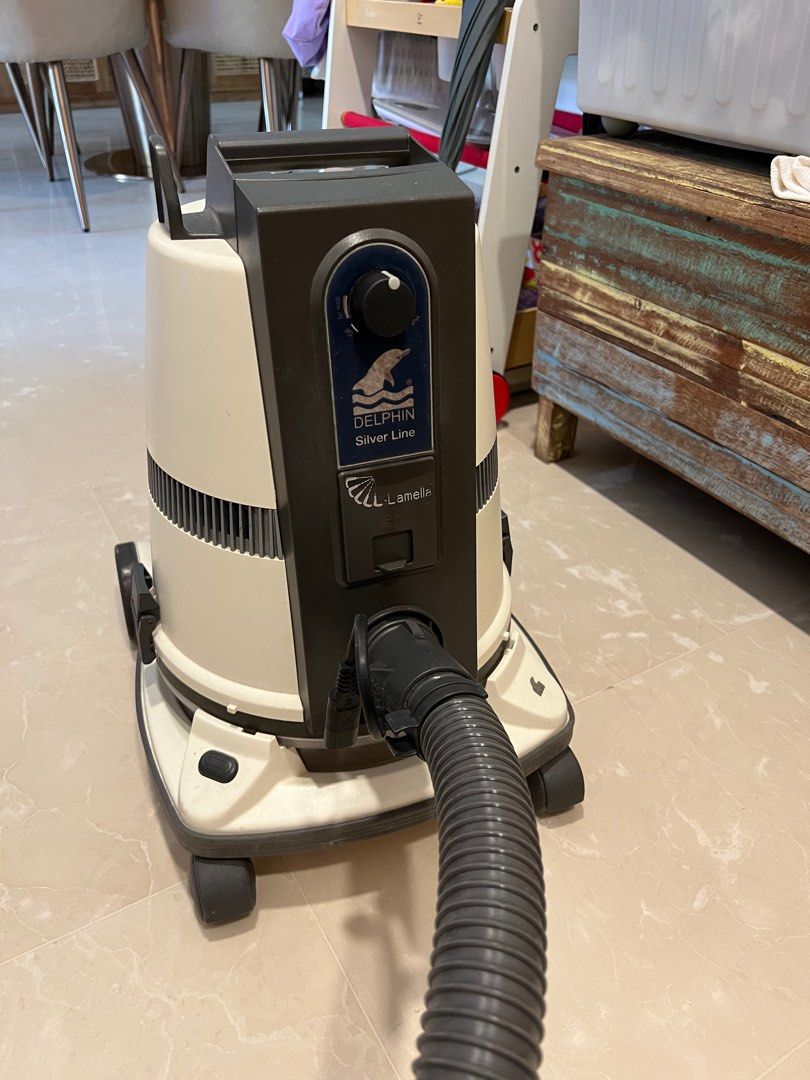 Delphin Vaccum Cleaner, TV & Home Appliances, Vacuum Cleaner ...