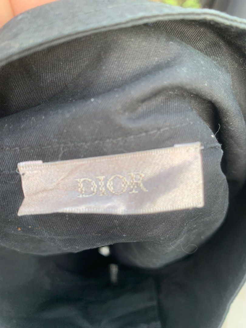 Dior x Kaws Kim Jones on Carousell Dior x Kaws Kim Jones on Carousell