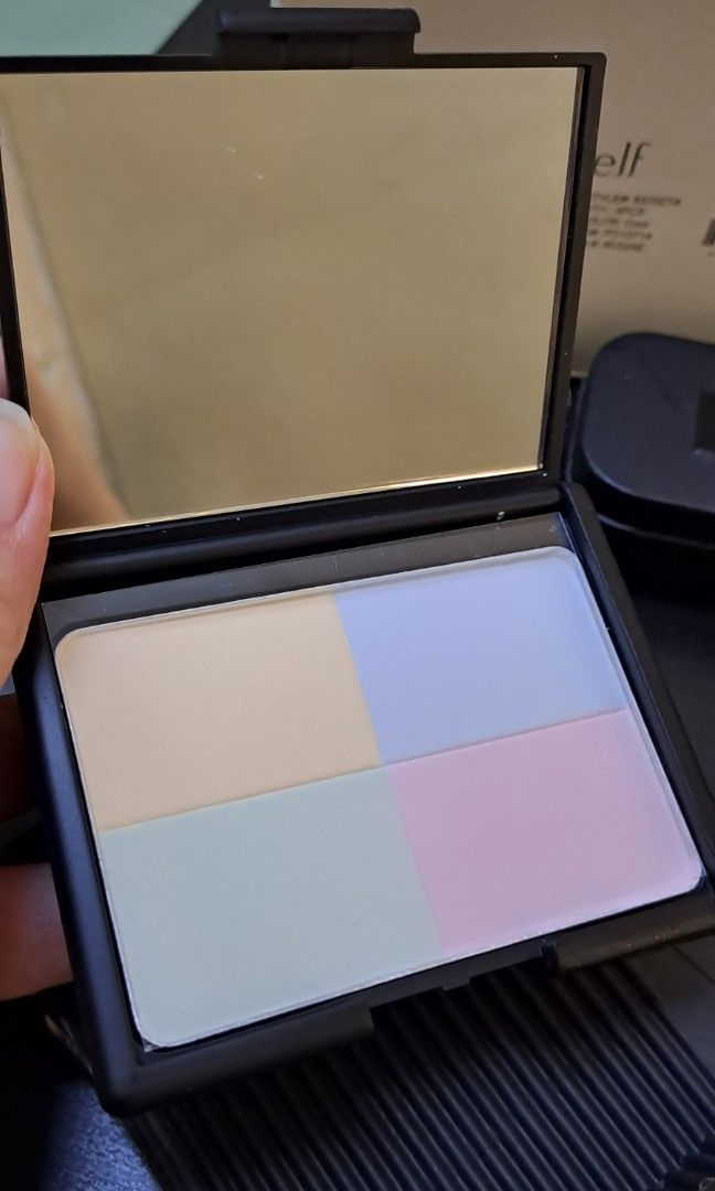 E.L.F (ELF) Tone Correcting Powder on Carousell
