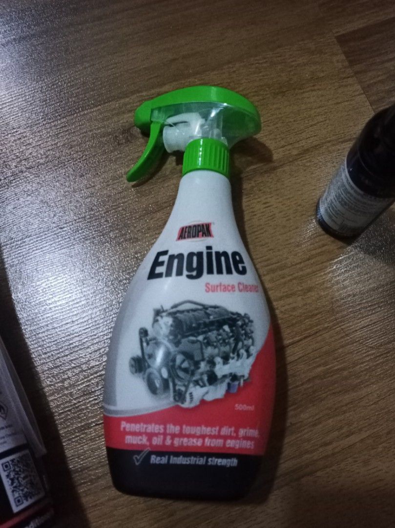 Engine surface cleaner, Furniture & Home Living, Cleaning & Homecare Supplies, Cleaning Tools ...