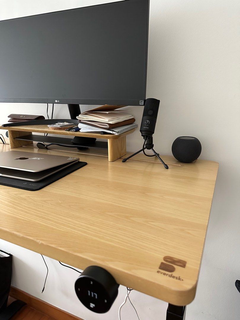 Everdesk Max standing desk with pegboard and accessories bundle ...