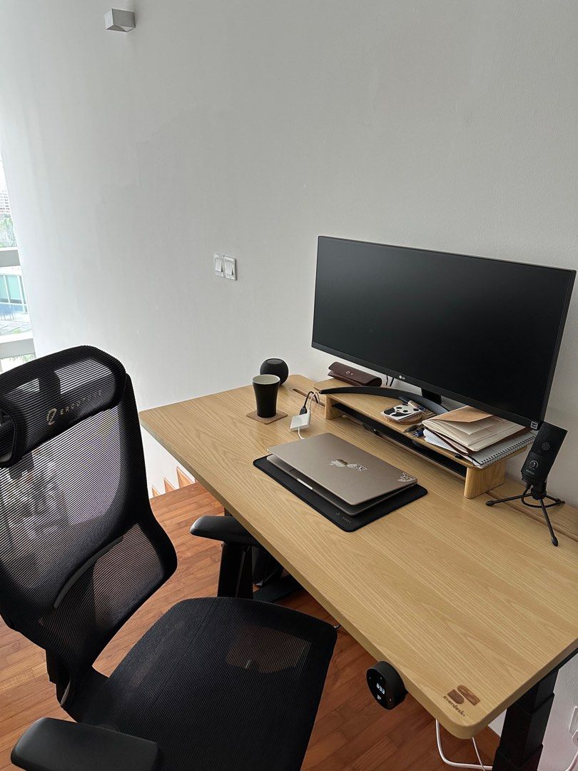 Everdesk Max standing desk with pegboard and accessories bundle ...