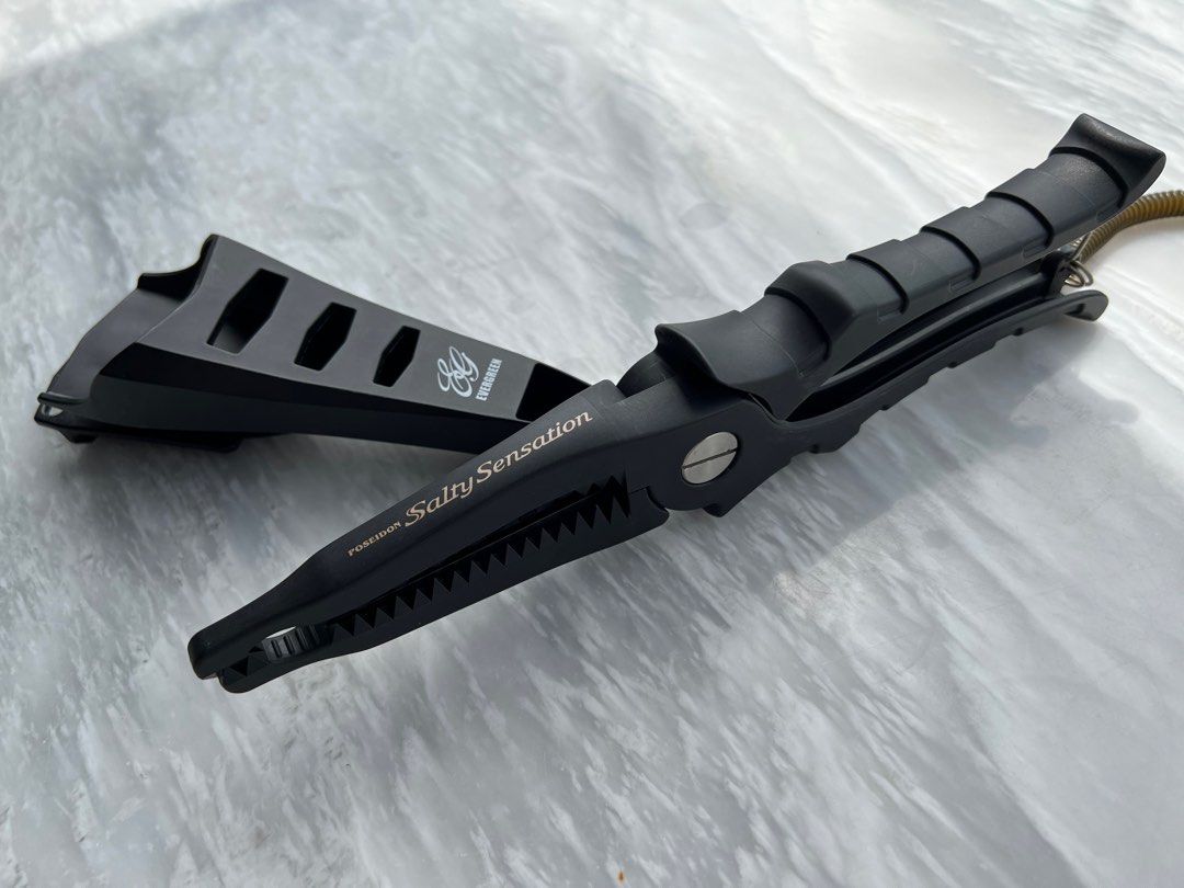 EVERGREEN POSEIDON SALTY SENSATION FISH LIP GRIP, Sports Equipment ...