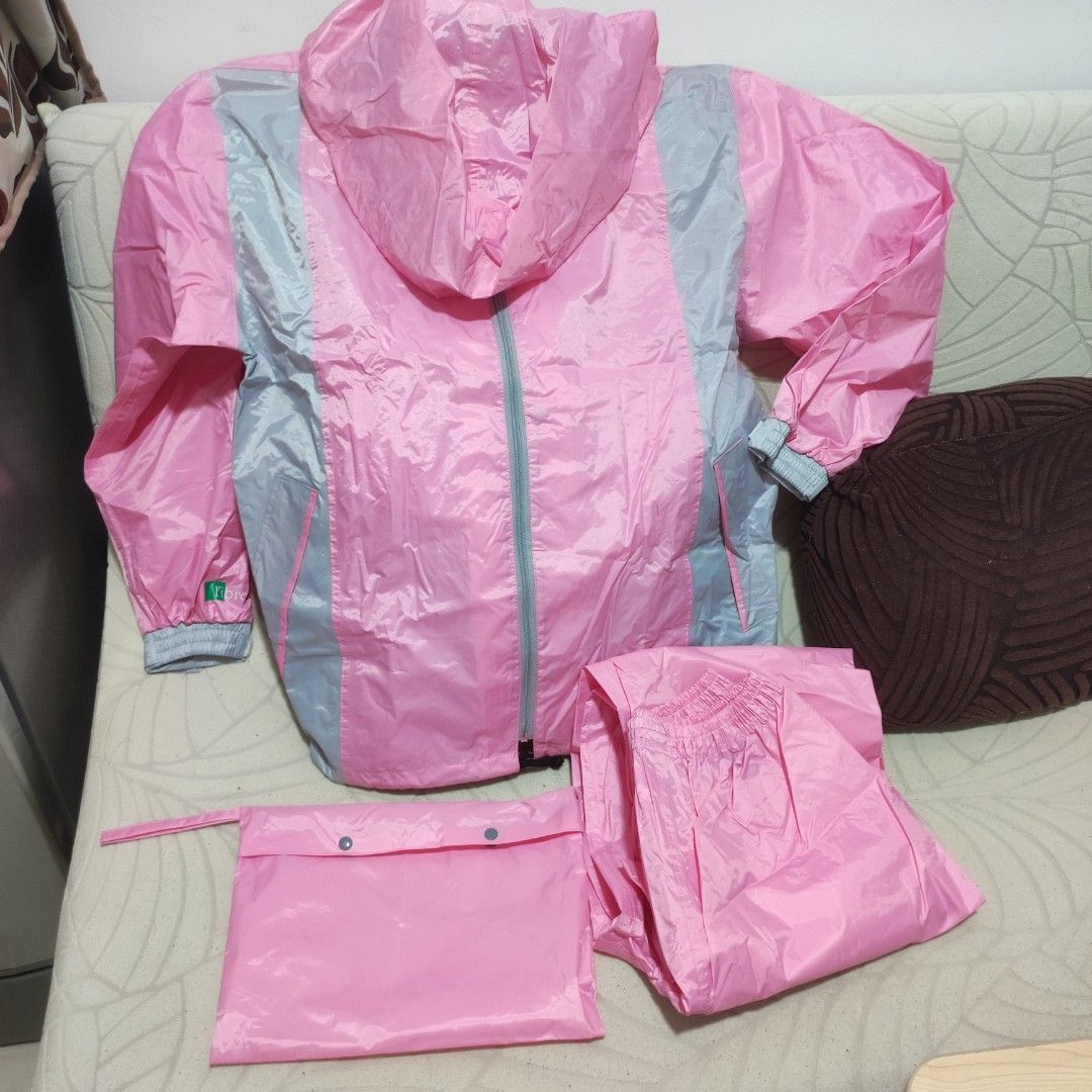 Fibrella City Driver Rain Coat, Women's Fashion, Activewear on Carousell