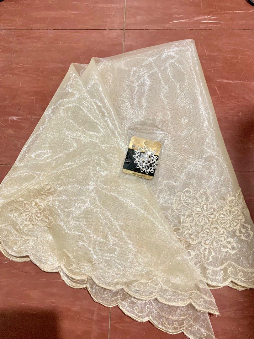 Filipiniana Alampay with Brooch on Carousell