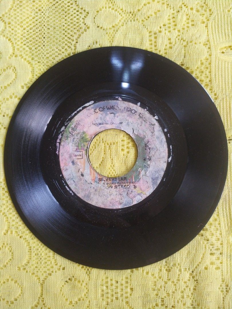 Four Seasons - Silver Star (7" single) VINYL PLAKA on Carousell