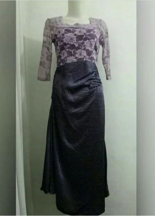 GAUN DRAPERY UNGU, Fesyen Wanita, Pakaian Wanita, Gaun & Rok di Carousell
