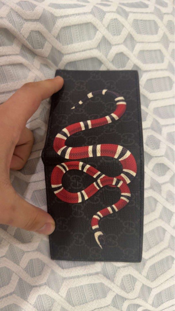 GG Supreme Black Kingsnake GUCCI WALLET, Men's Fashion, Watches ...