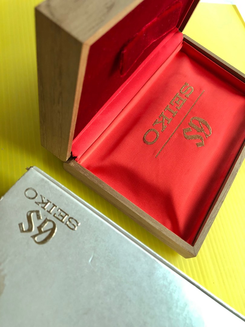 Grand Seiko Vintage Watch Box, Men's Fashion, Watches & Accessories ...