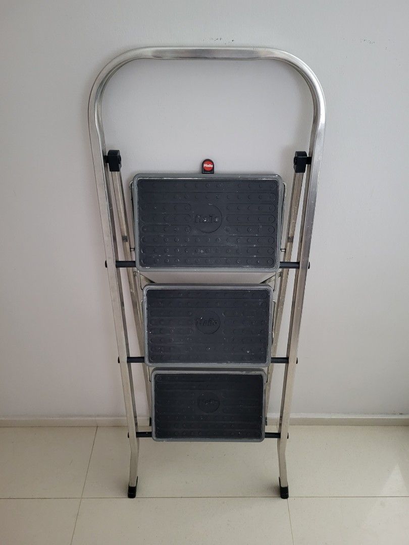 Hailo 3 step ladder, Furniture & Home Living, Home Improvement ...