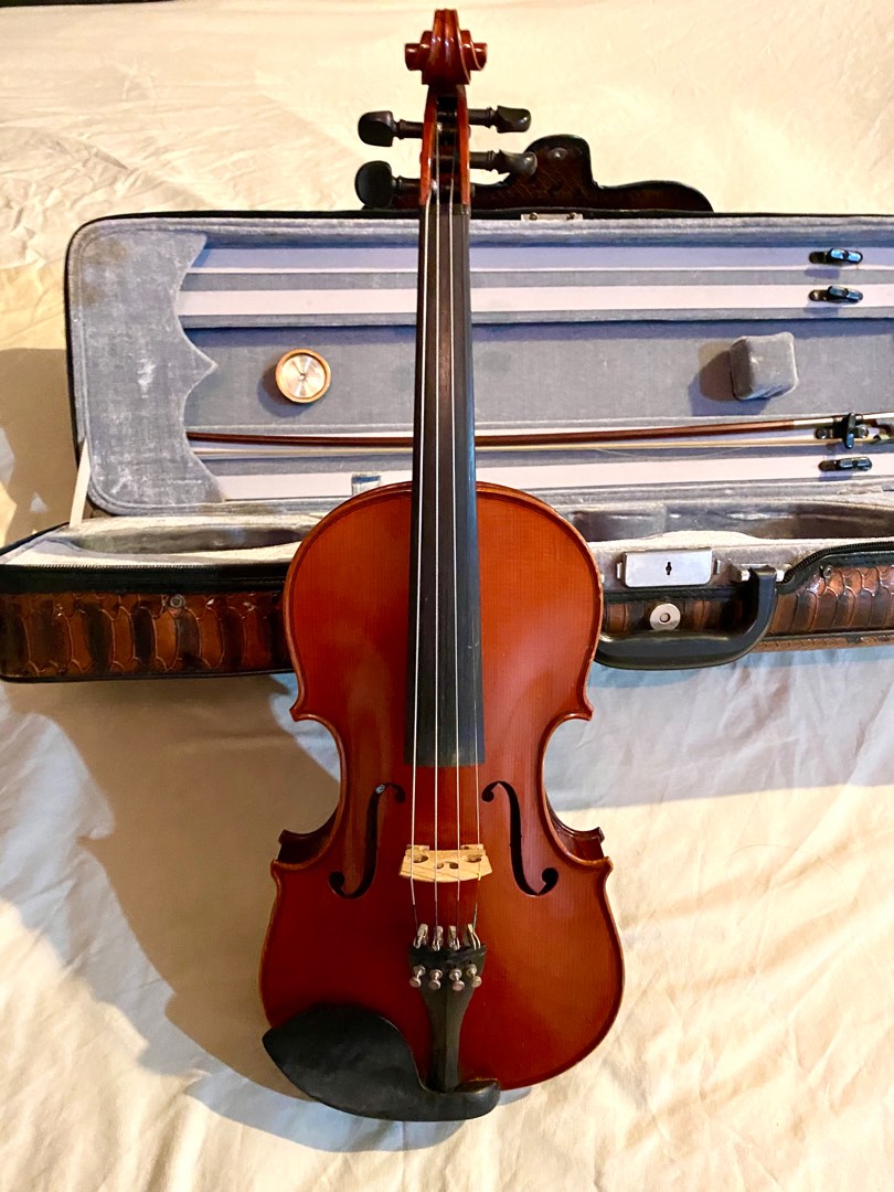 Handmade full-sized violin, Hobbies & Toys, Music & Media, Musical ...