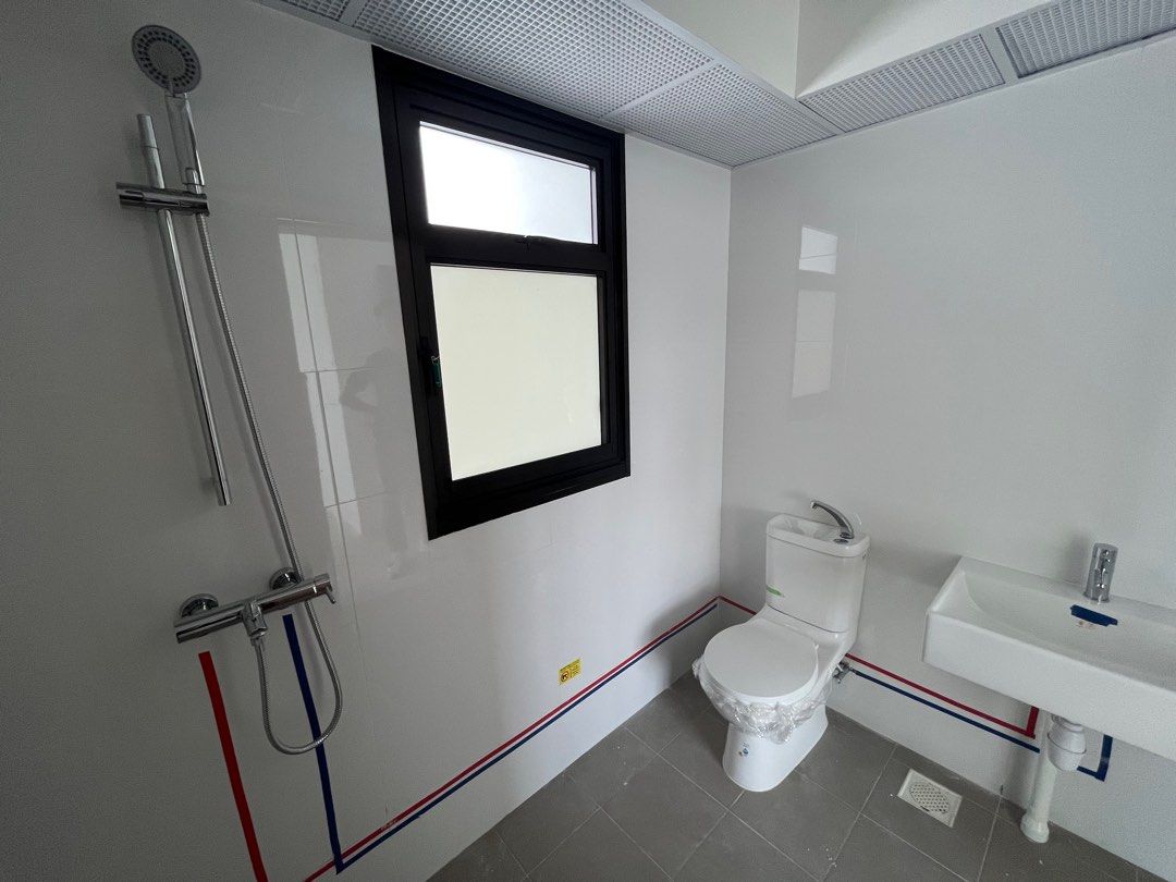 HDB BTO Toilet Bowl, Furniture & Home Living, Bathroom & Kitchen ...