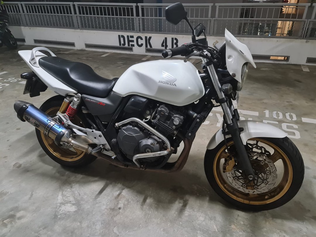 Honda Super 4 CB400 Revo 2013 Model, Motorcycles, Motorcycles for Sale, Class 2A on Carousell