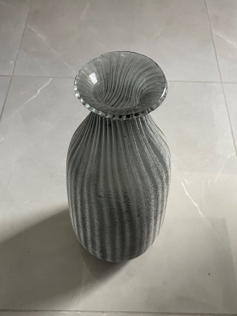 Hooga Grain Texture Grey Color Vase, Furniture & Home Living, Home ...