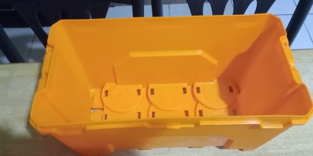 Hot Wheels Track Builder Barrel Box, Hobbies & Toys, Toys & Games on ...