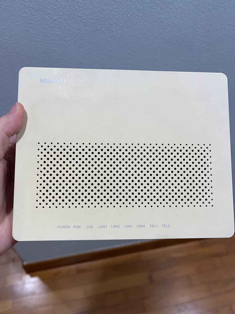 Hua wei modem echolife hg 8240h, Computers & Tech, Parts & Accessories ...