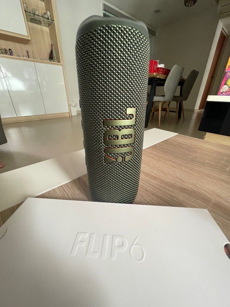 JBL Flip 6, Audio, Soundbars, Speakers & Amplifiers on Carousell