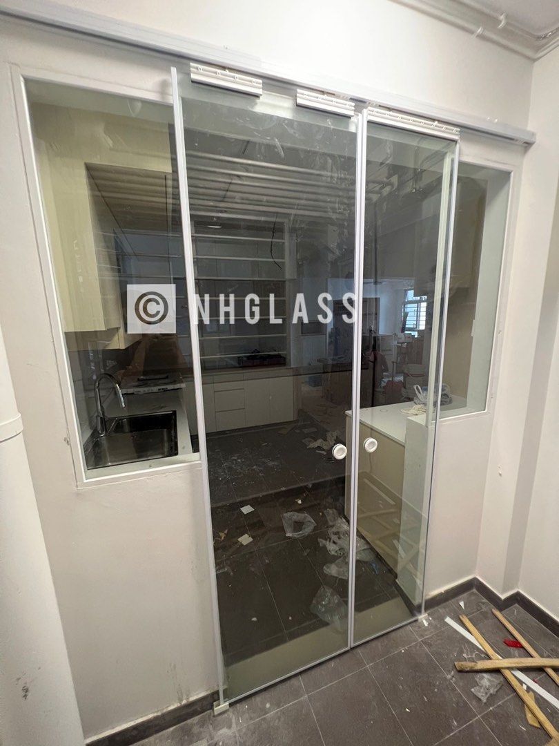 Kitchen door / bto door/ glass door / sliding door / swing door / yard door / glass panels ...