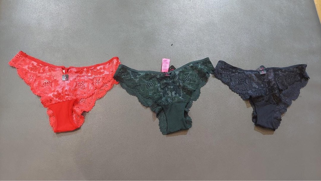 La Senza Panties 3 Psc, Fesyen Wanita, Pakaian Wanita, Bawahan di Carousell