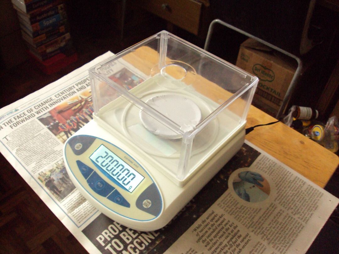 Laboratory Weighing Scale 3-Decimal Digits on Carousell