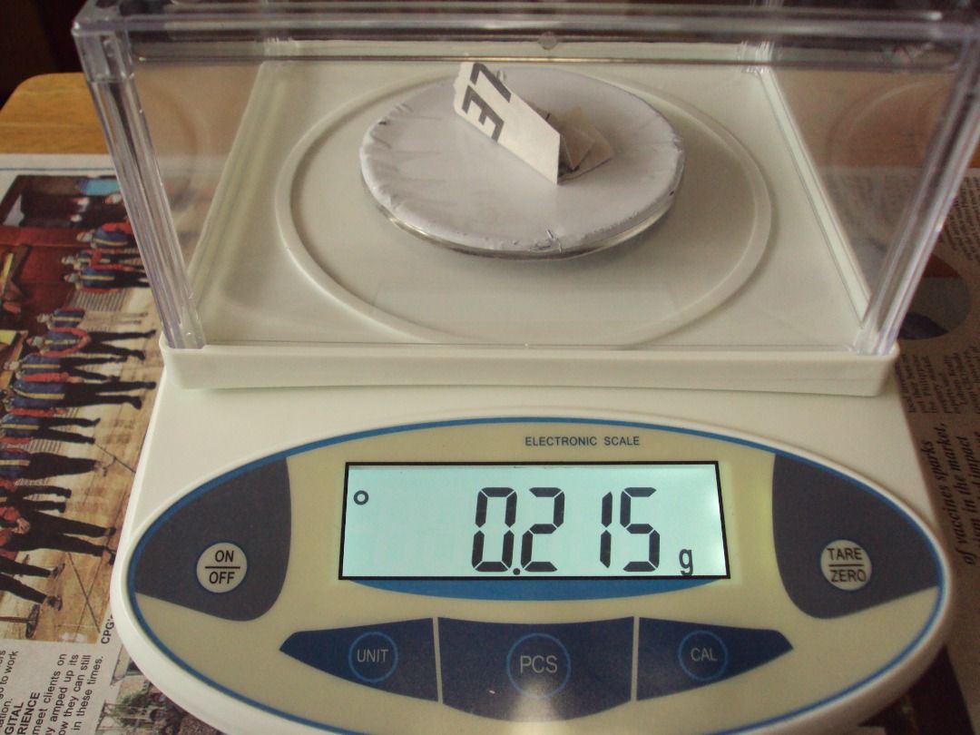 Laboratory Weighing Scale 3-Decimal Digits on Carousell