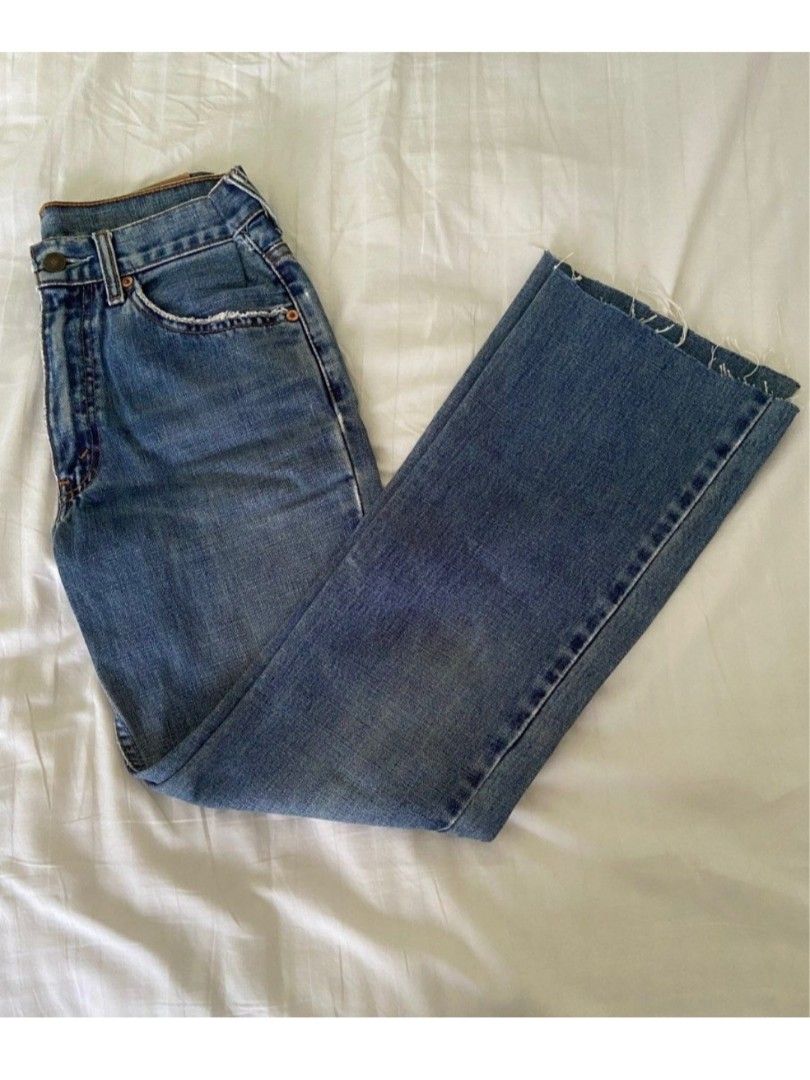 Levi's 517 straight leg jeans with flare, Women's Fashion, Bottoms, Jeans & Leggings on Carousell